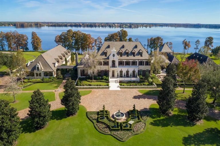These Billionaire Backyards Will Have Your Jaw Dropped With Their Extra ...