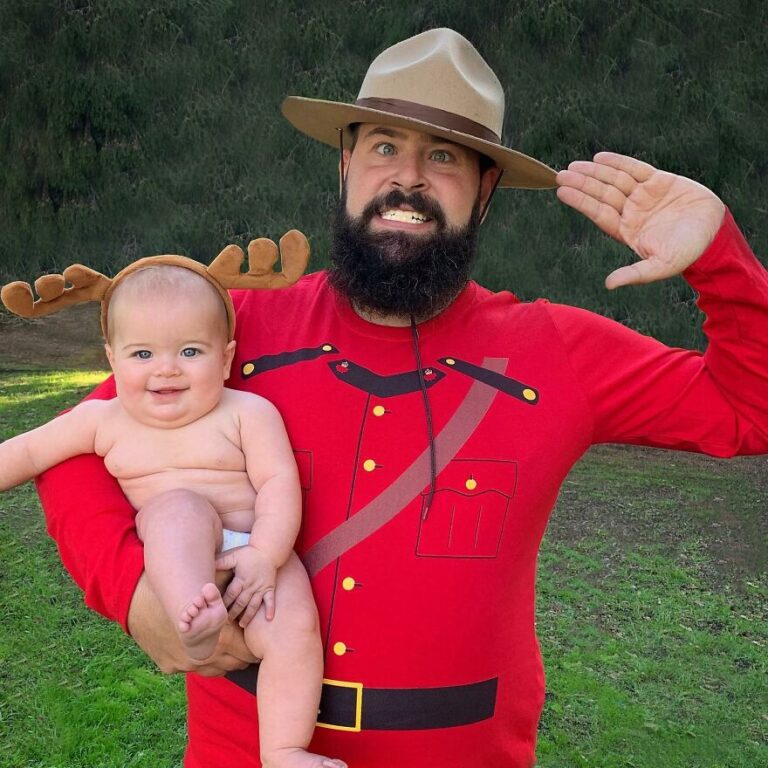 A funny father poses in imaginative family photo shoots with his two ...